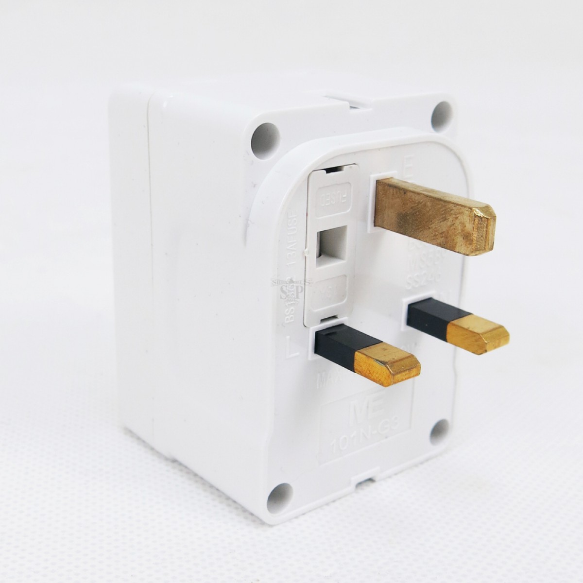 ME 101N-G3 13A 250V 3 Way Adaptor c/w Neon Light [SIRIM] (White)